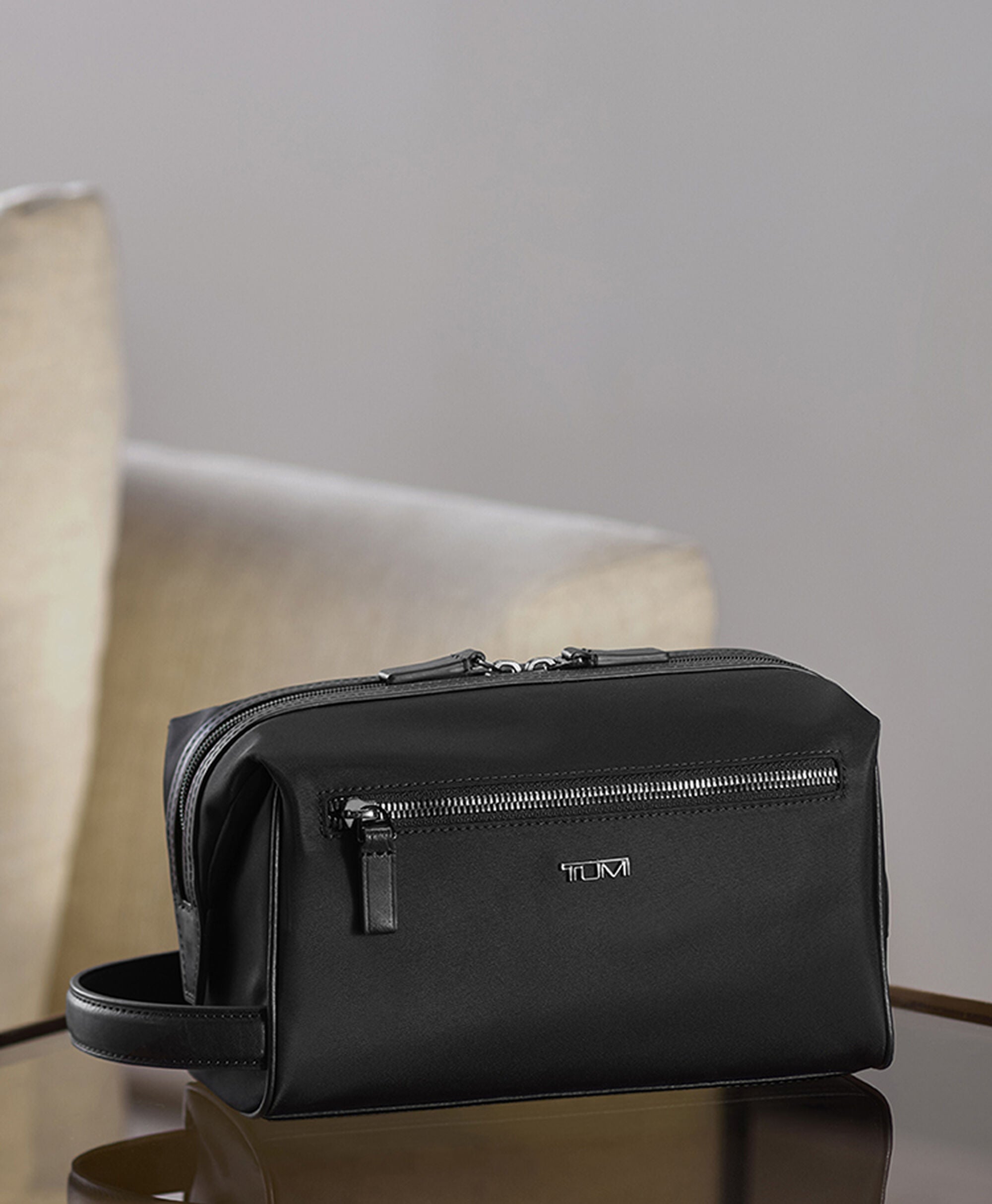 Framed Travel Kit in Black | Tumi Travel Access. | TUMI Singapore