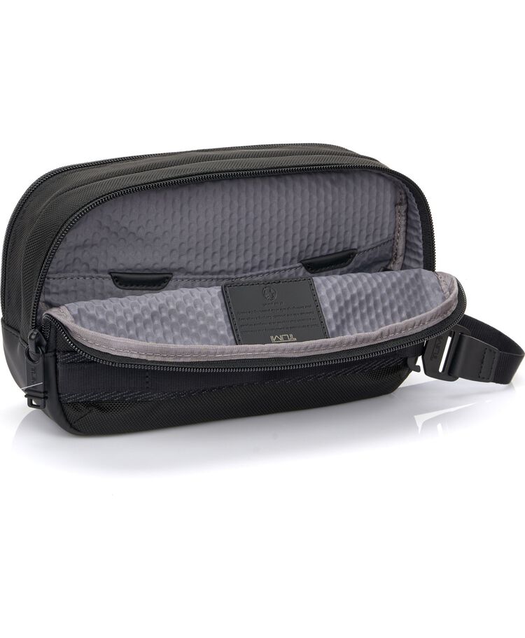 Tumi ALPHA BRAVO TASK TRAVEL KIT | TUMI Singapore