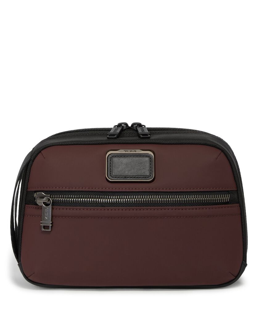 Travel Essentials & Accessories | TUMI Singapore